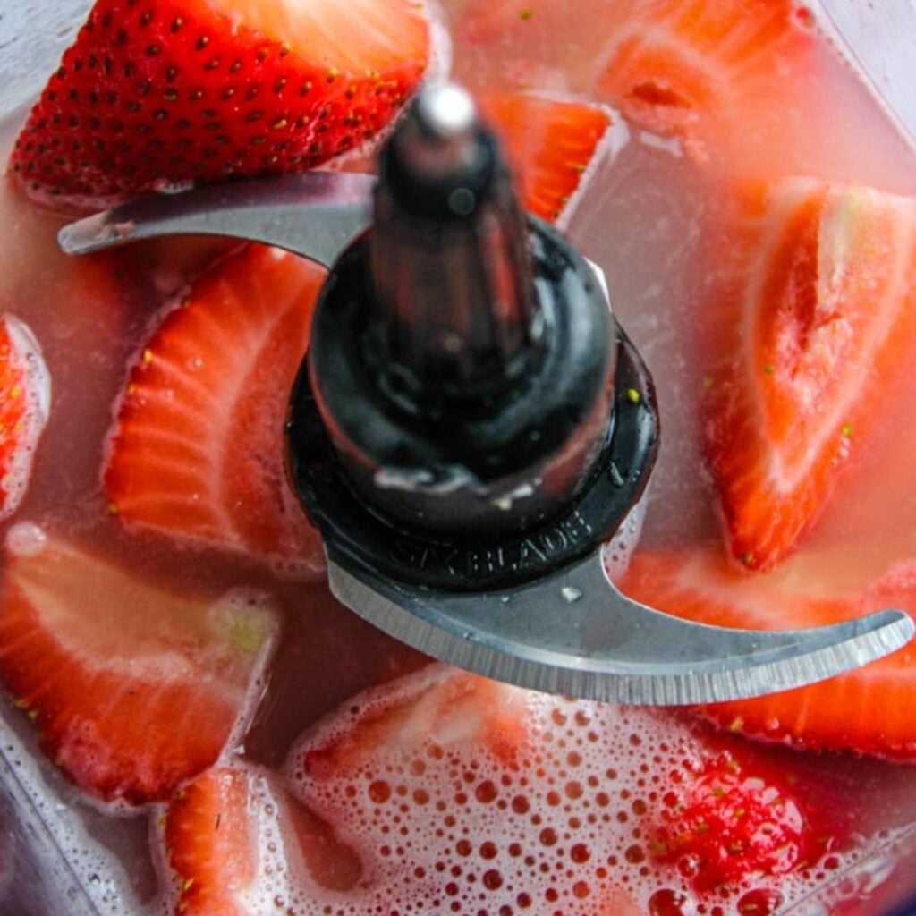 Brazilian Limeade with Strawberries - Simply Scrumptious Eats