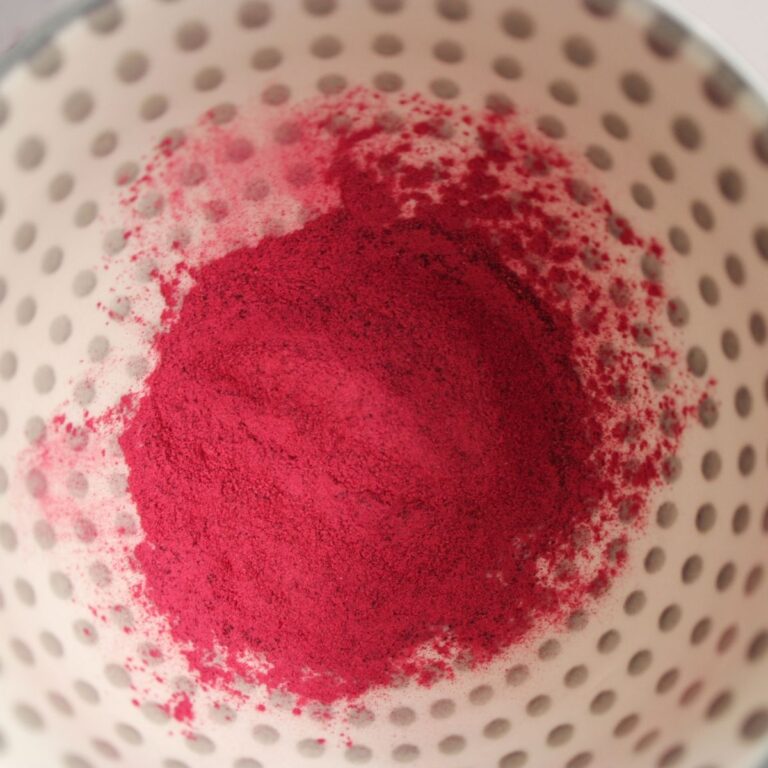 Pink Beetroot Latte - homemade beetroot latte recipe