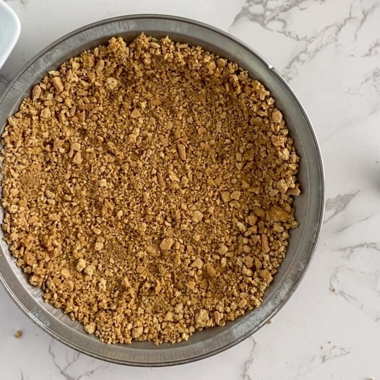 The Best Pistachio Pie - Simply Scrumptious Eats