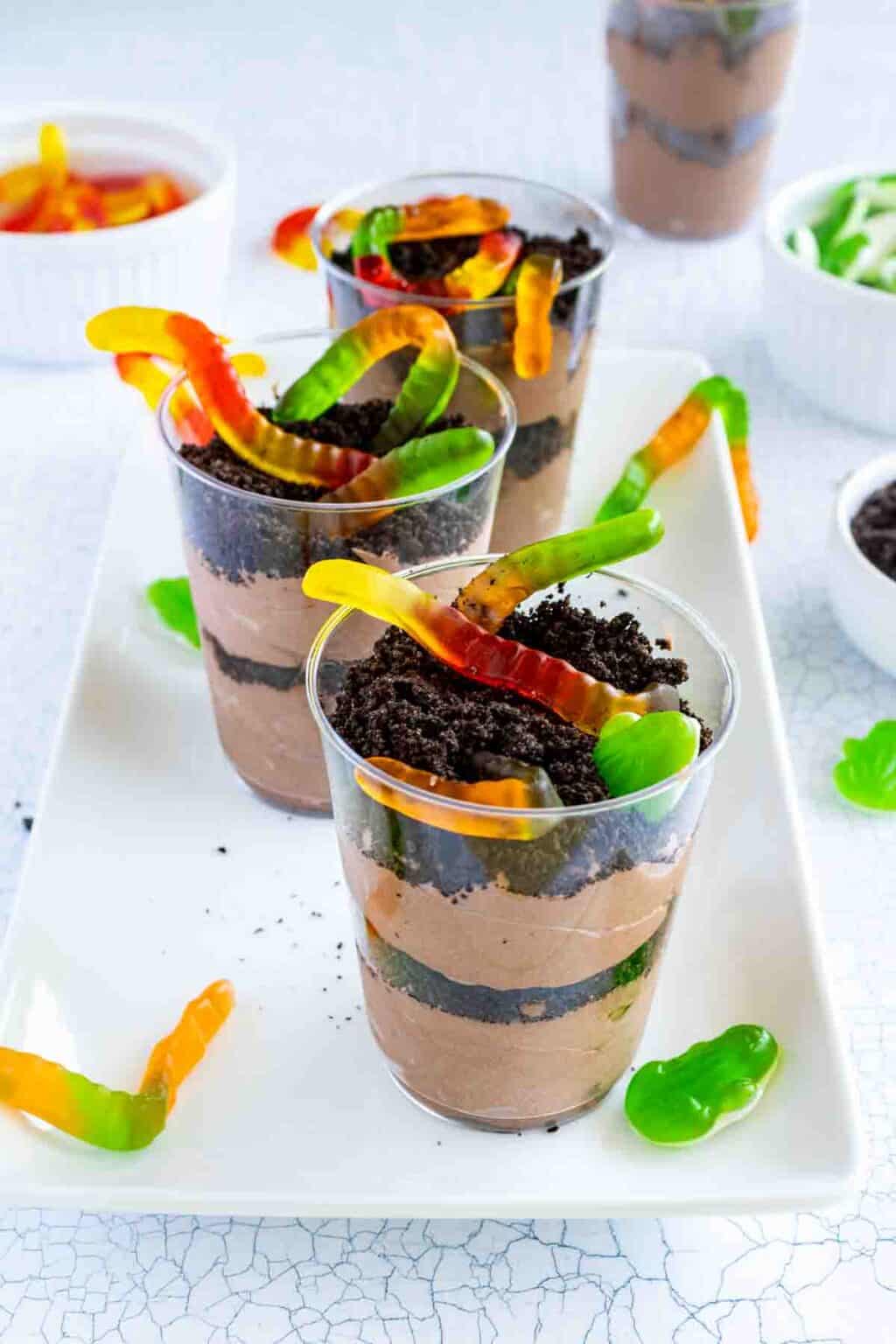 Dirt Cups - Simply Scrumptious Eats