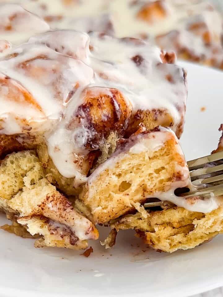 Cinnamon Roll Icing - Simply Scrumptious Eats