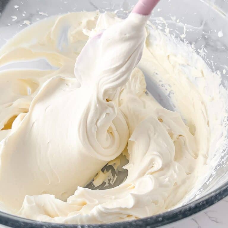 Mascarpone Frosting - Simply Scrumptious Eats