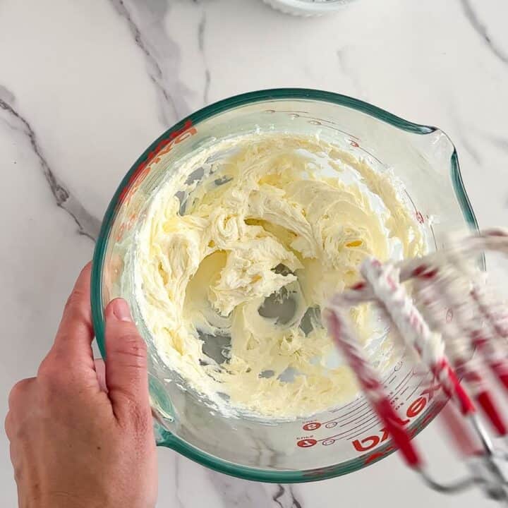 Cinnamon Roll Icing - Simply Scrumptious Eats