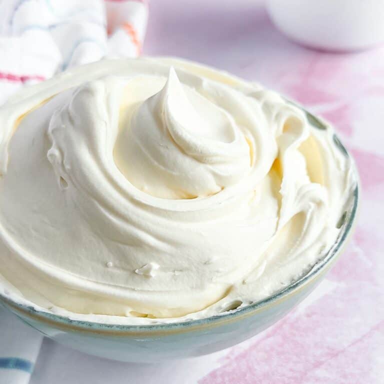 Mascarpone Frosting - Simply Scrumptious Eats