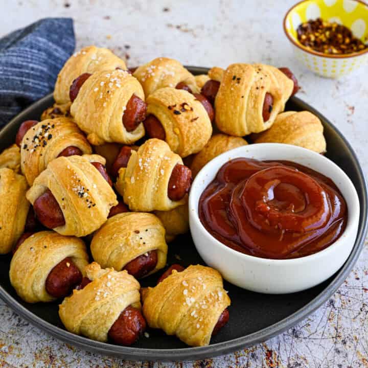 Pigs in a Blanket - Simply Scrumptious Eats