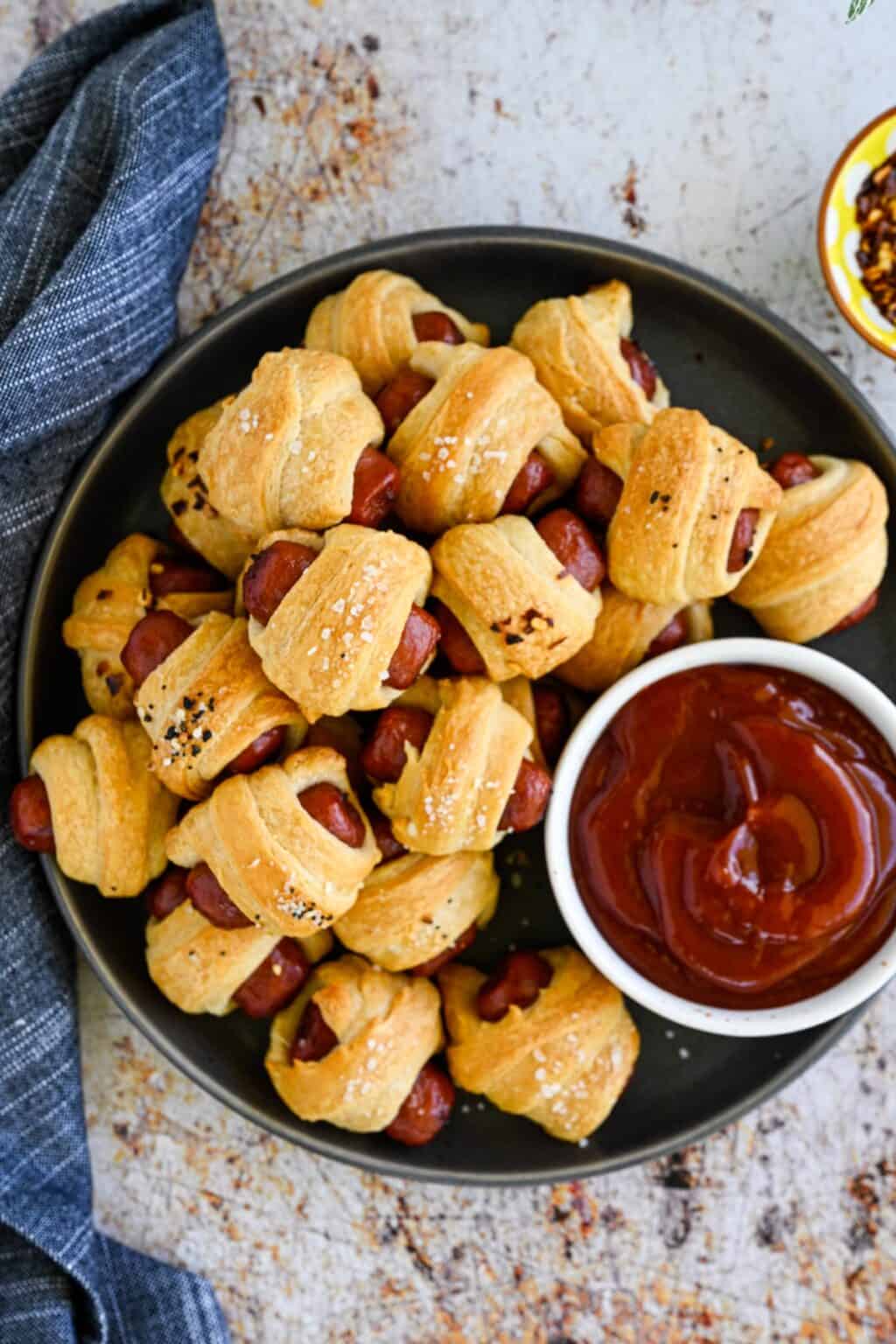Pigs in a Blanket - Simply Scrumptious Eats
