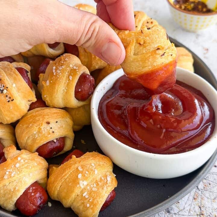 Pigs in a Blanket - Simply Scrumptious Eats