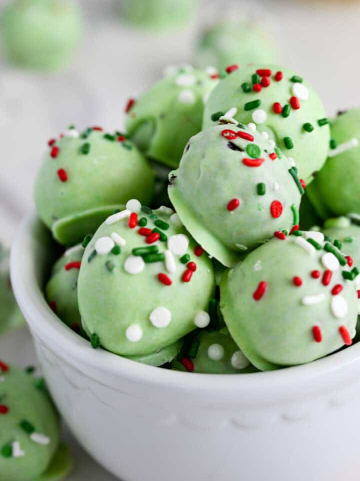 Easy Grinch Cookies - Simply Scrumptious Eats