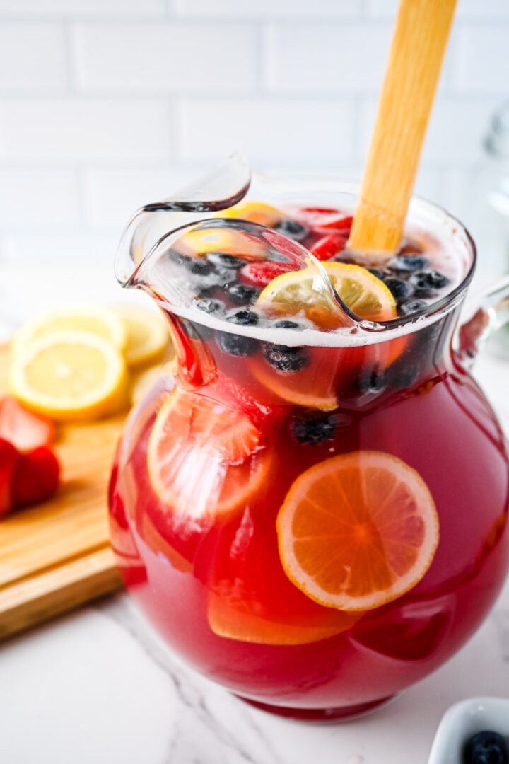 Fruit Punch Recipe - Simply Scrumptious Eats