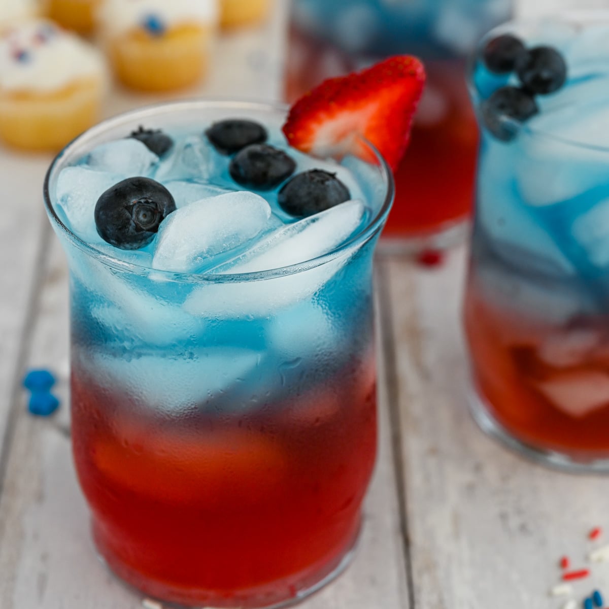 4th of July Punch - Simply Scrumptious Eats